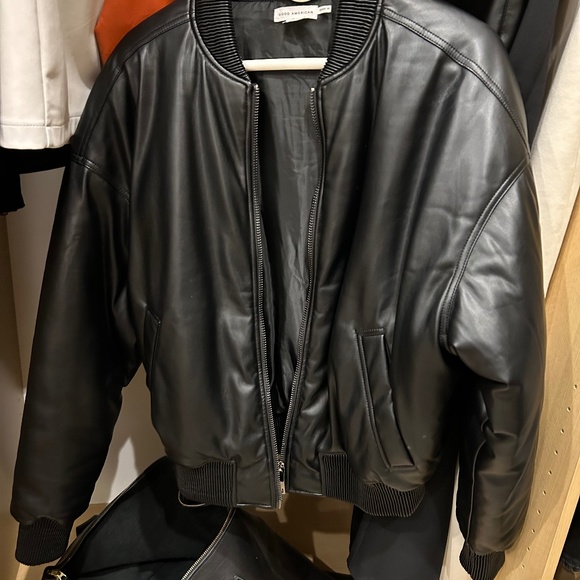 Good American | Jackets & Coats | Good American Bomber | Poshmark